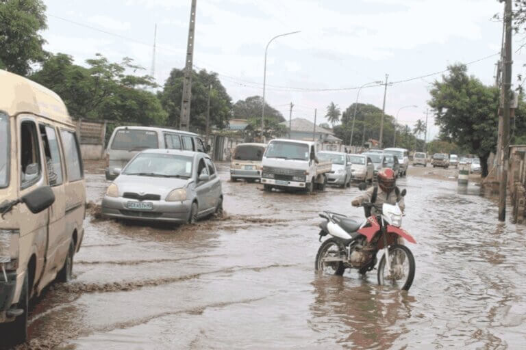 Alerta de risco de inundações em Maputo e Matola - MMO