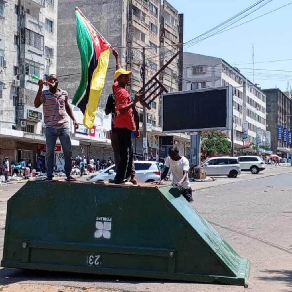Governo moçambicano admite intervenção para conter protestos no país - MMO