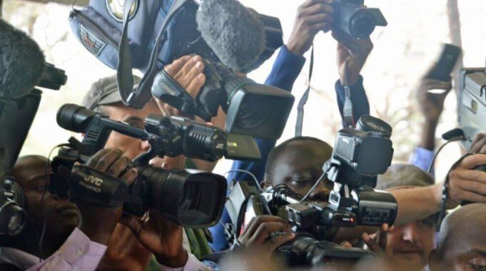 Chapo destaca importância da boa governação e do acesso à informação em ...