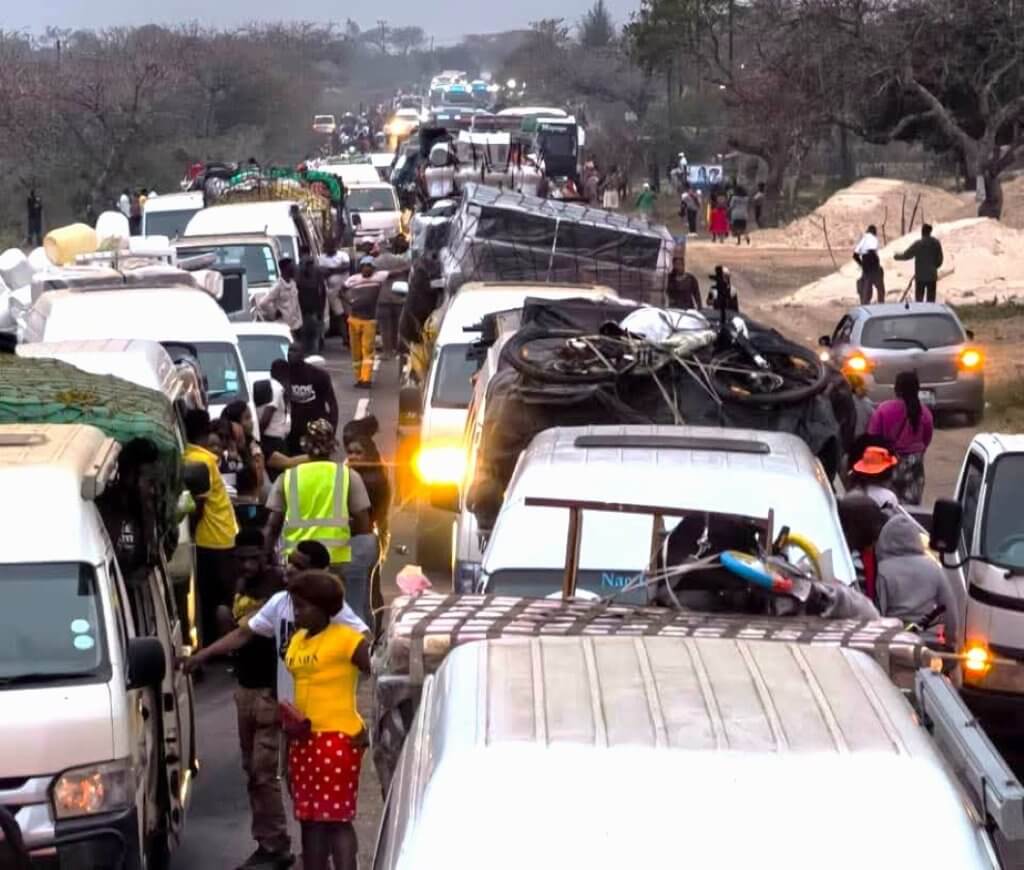 Estrada N1 bloqueada após morte de criança durante perseguição policial ...