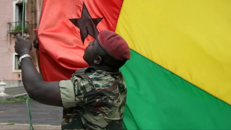 Novo governo da Guiné-Bissau tem militares e antigos nomes do governo ...