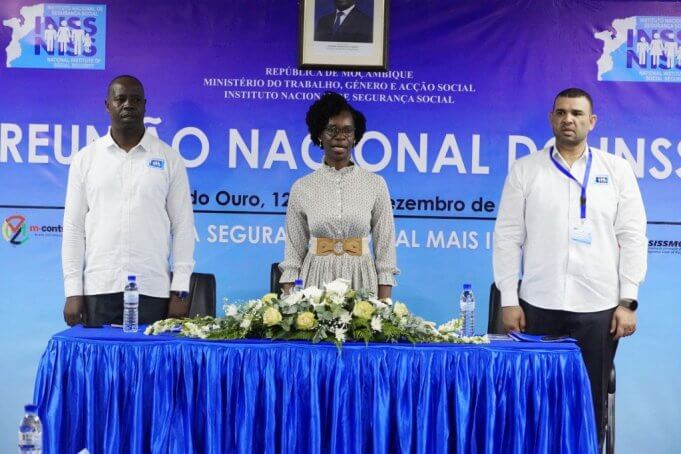 Pensionistas exigem revisão das pensões em Moçambique - MMO